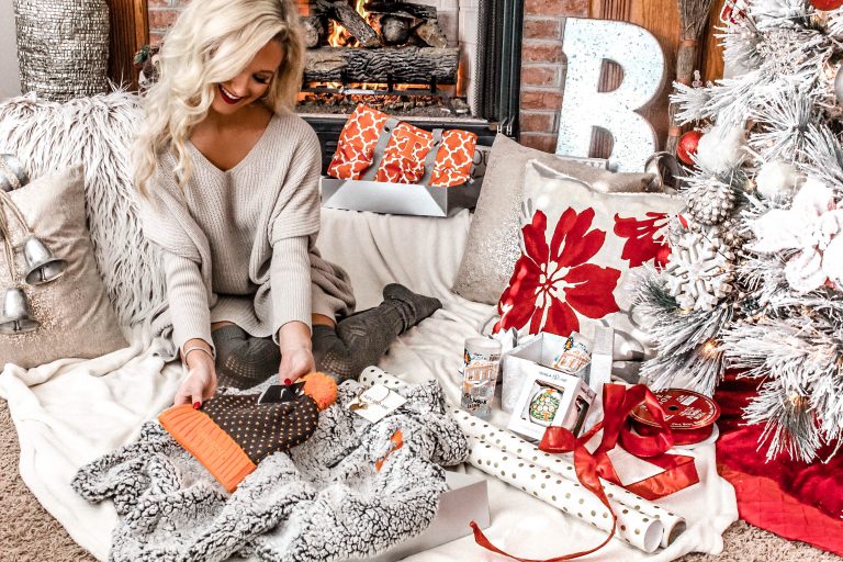 Last Minute Gift Ideas for the Vol Fan in Your Life - Love 'N' Labels