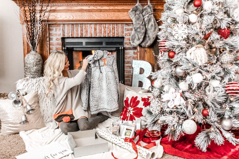 Last Minute Gift Ideas for the Vol Fan in Your Life - Love 'N' Labels